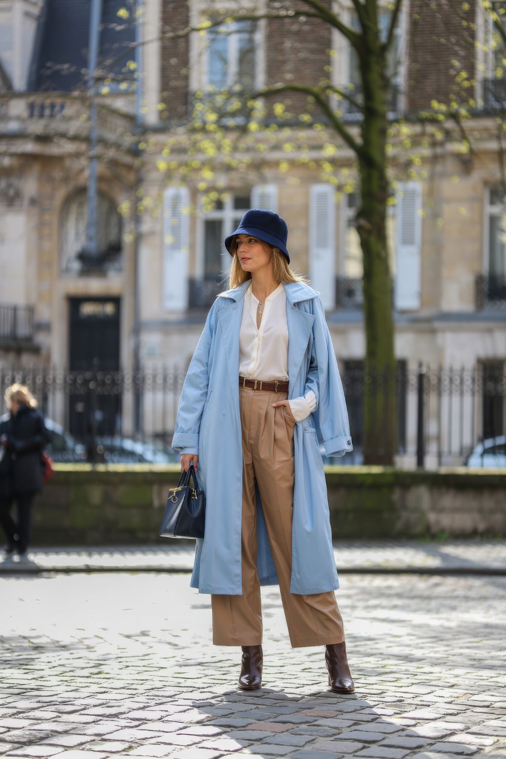 38 Paris Spring Outfit Ideas You'll Love - Paris Playbook